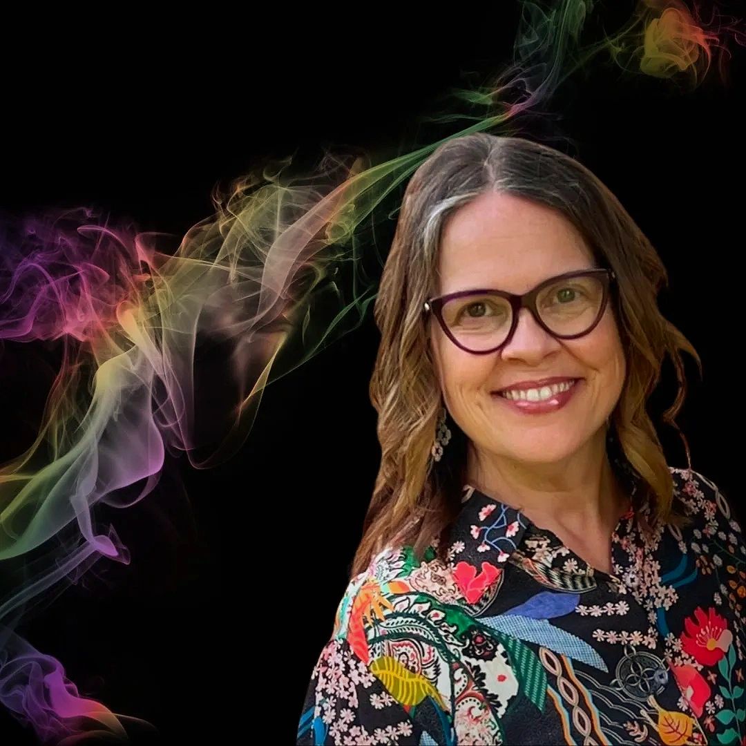 Medium, Reiki Teacher, Healer