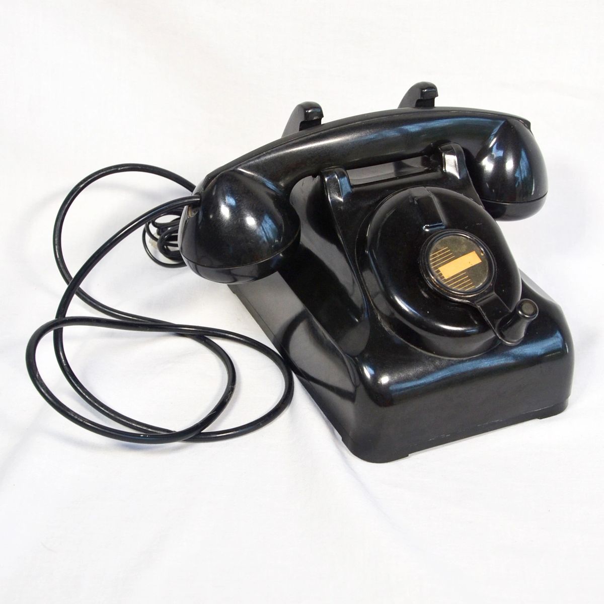 1940s Leich Magneto Black Bakelite Telephone 901B