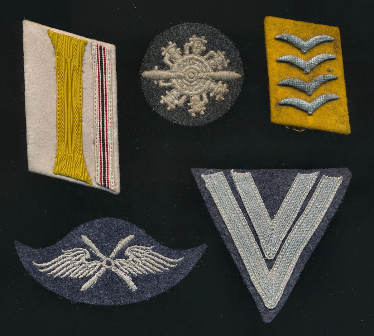 Lot of Luftwaffe Insignia