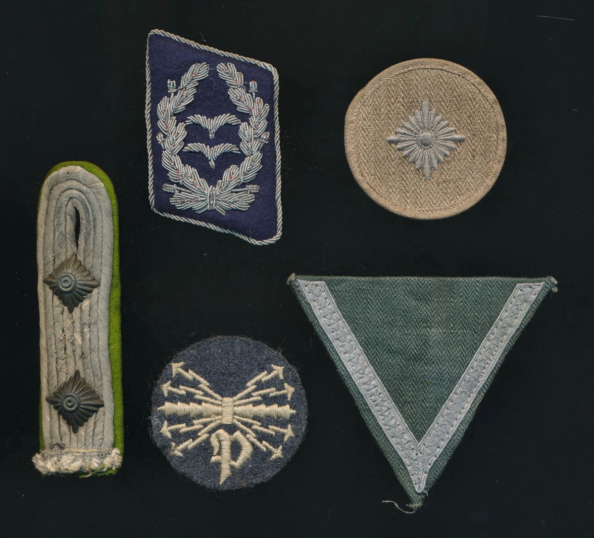 Lot of Wehrmacht Insignia