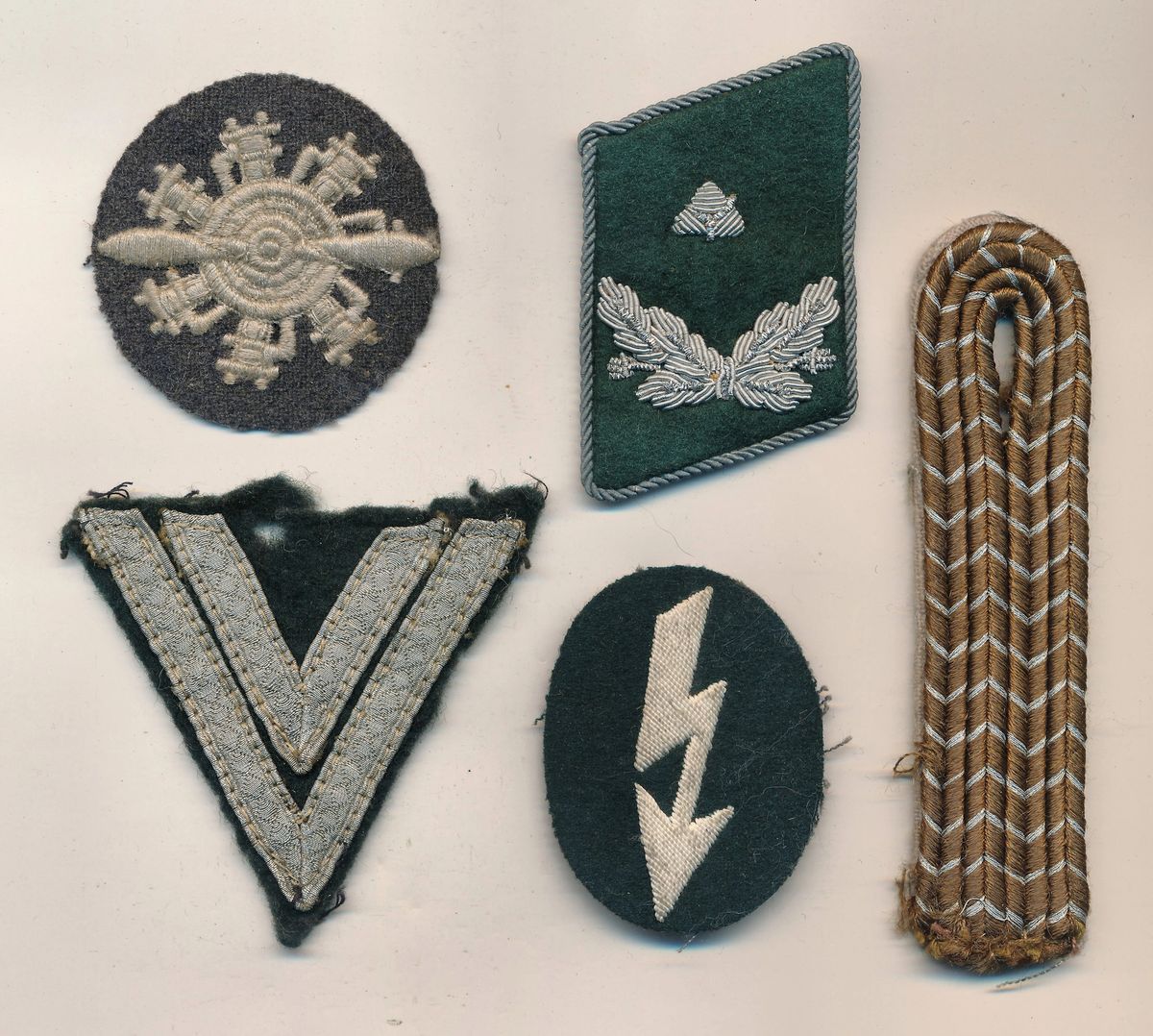 Lot of Wehrmacht Insignia