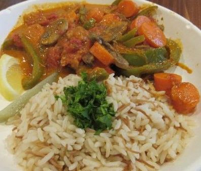 Veggie Gallaba plate (Comes with rice and one side)