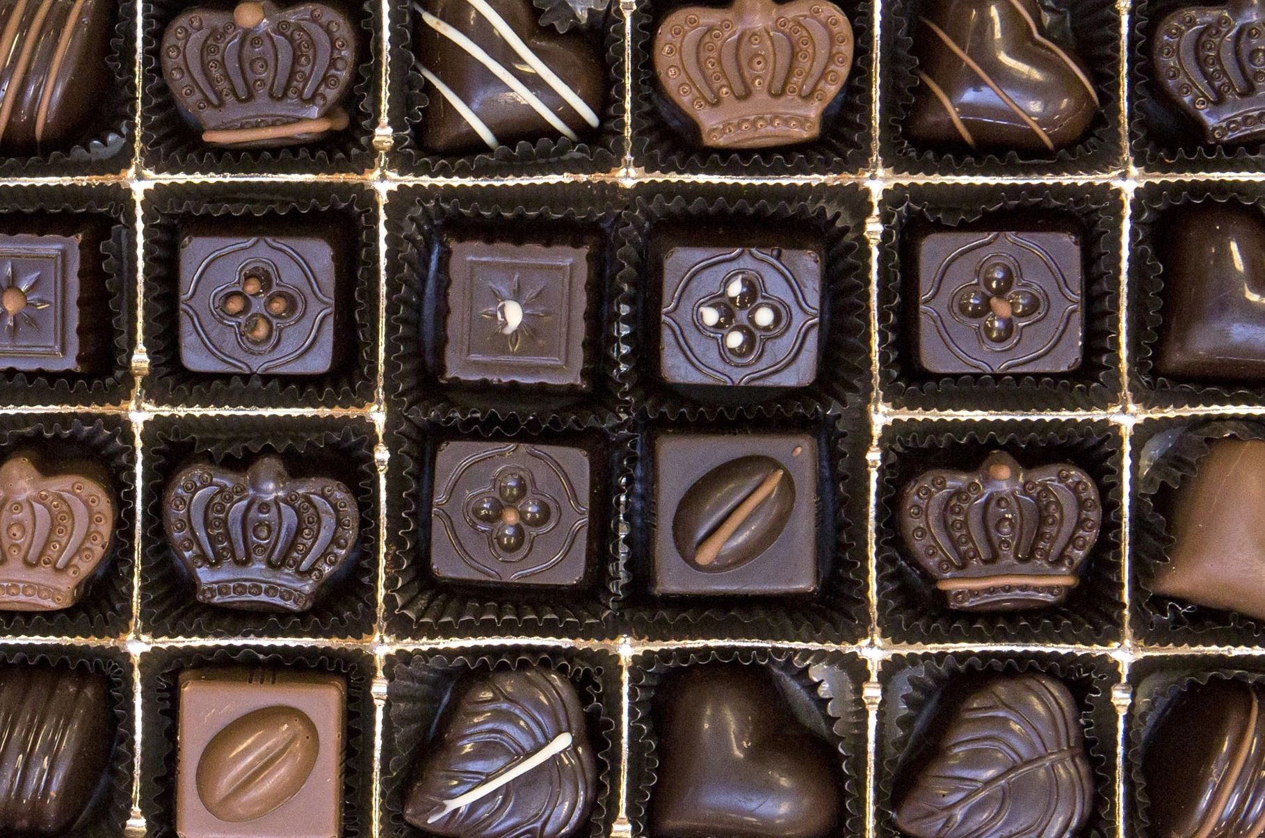 Knoke's Chocolates and Nuts - Chocolates, Chocolates, Truffles, Candy
