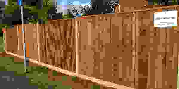 Just Fencing - Professional & Experienced Fencing Contractor