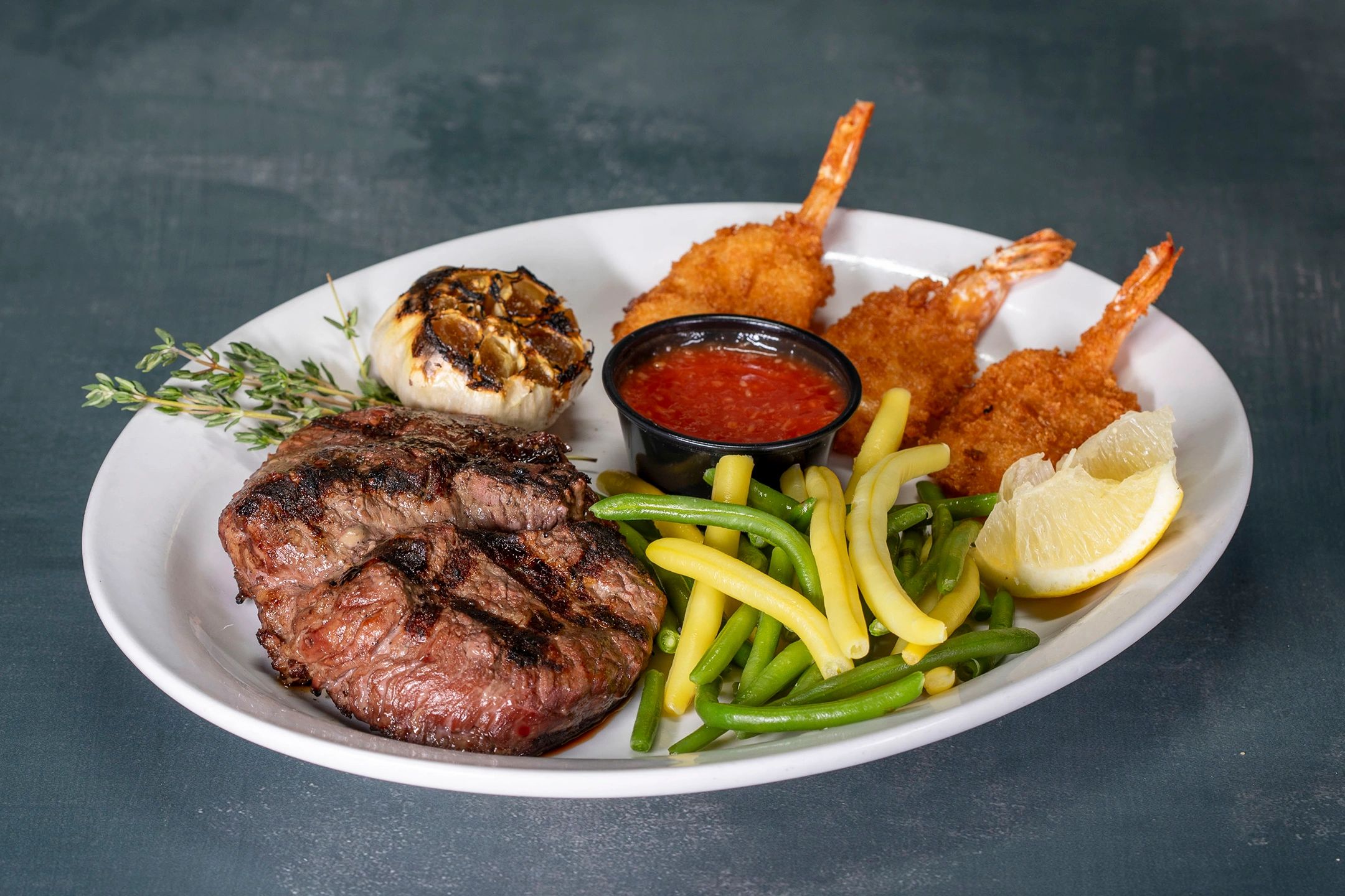 A Local Favorite, Signature Cocktails, Delicious Menus - Colonial House ...