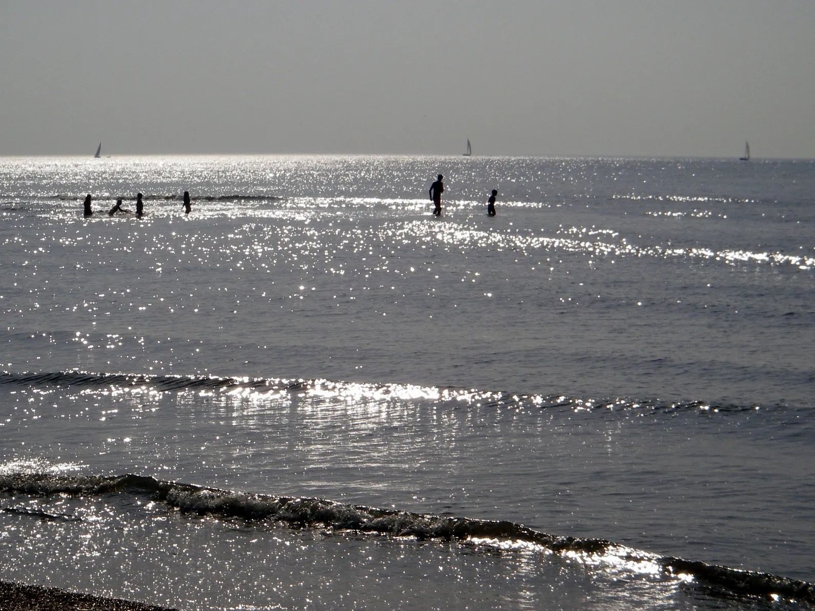 Whalehead Beach Club Properties - Whalehead Beach Club Rentals, Beach ...