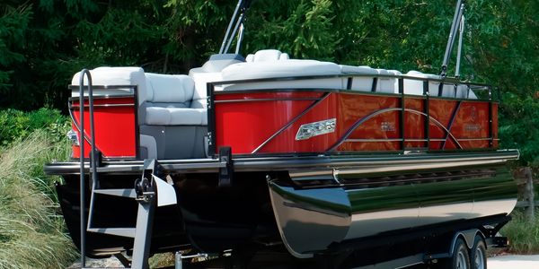 Luna Storage Solutions - Indoor Heated Boat Storage