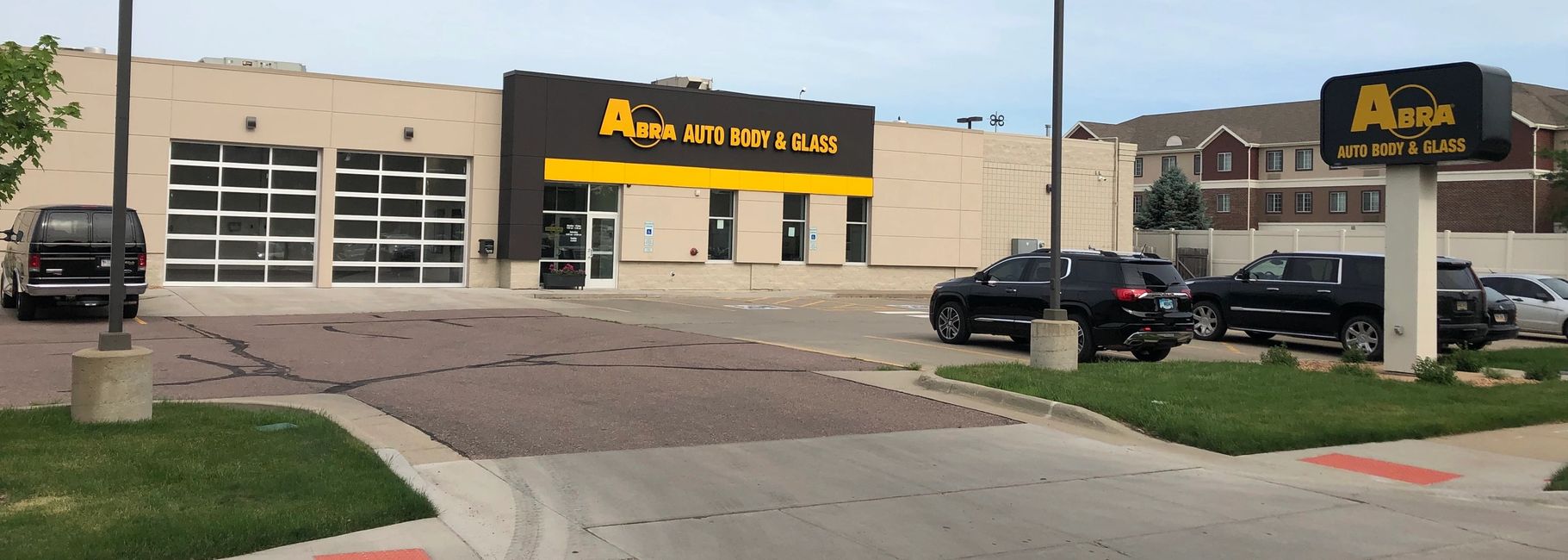 About Us | ABRA AUTO BODY AND GLASS