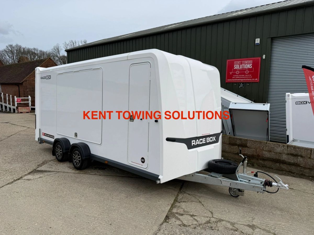 New Brian James Race Box 5m x 1.9m Enclosed Car Transporter in White ...