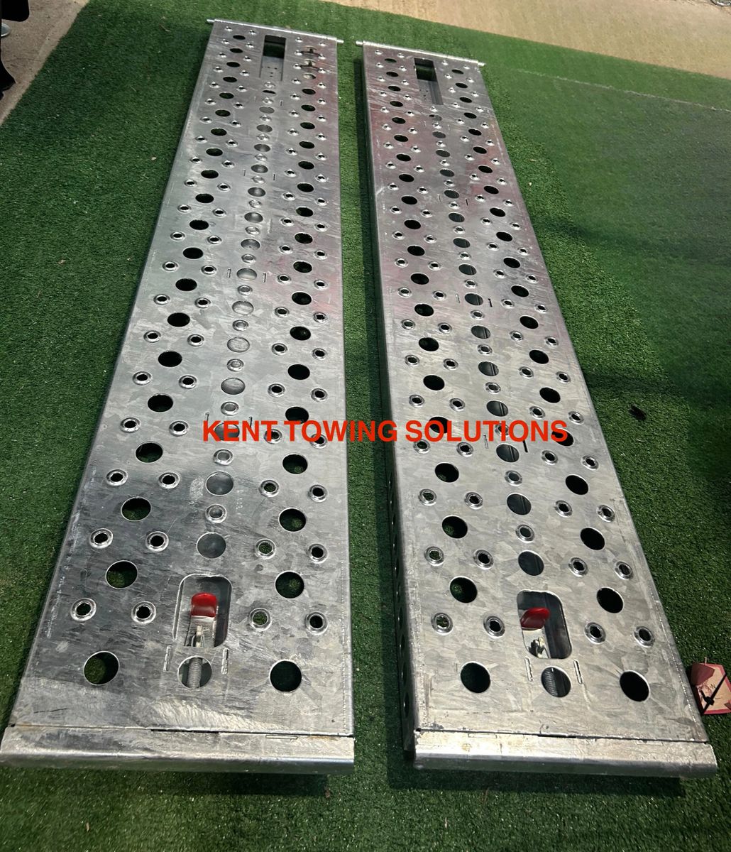 Brian James 1.8m Loading Ramps - Connect Flatbeds / T4 / T6 T Transporters