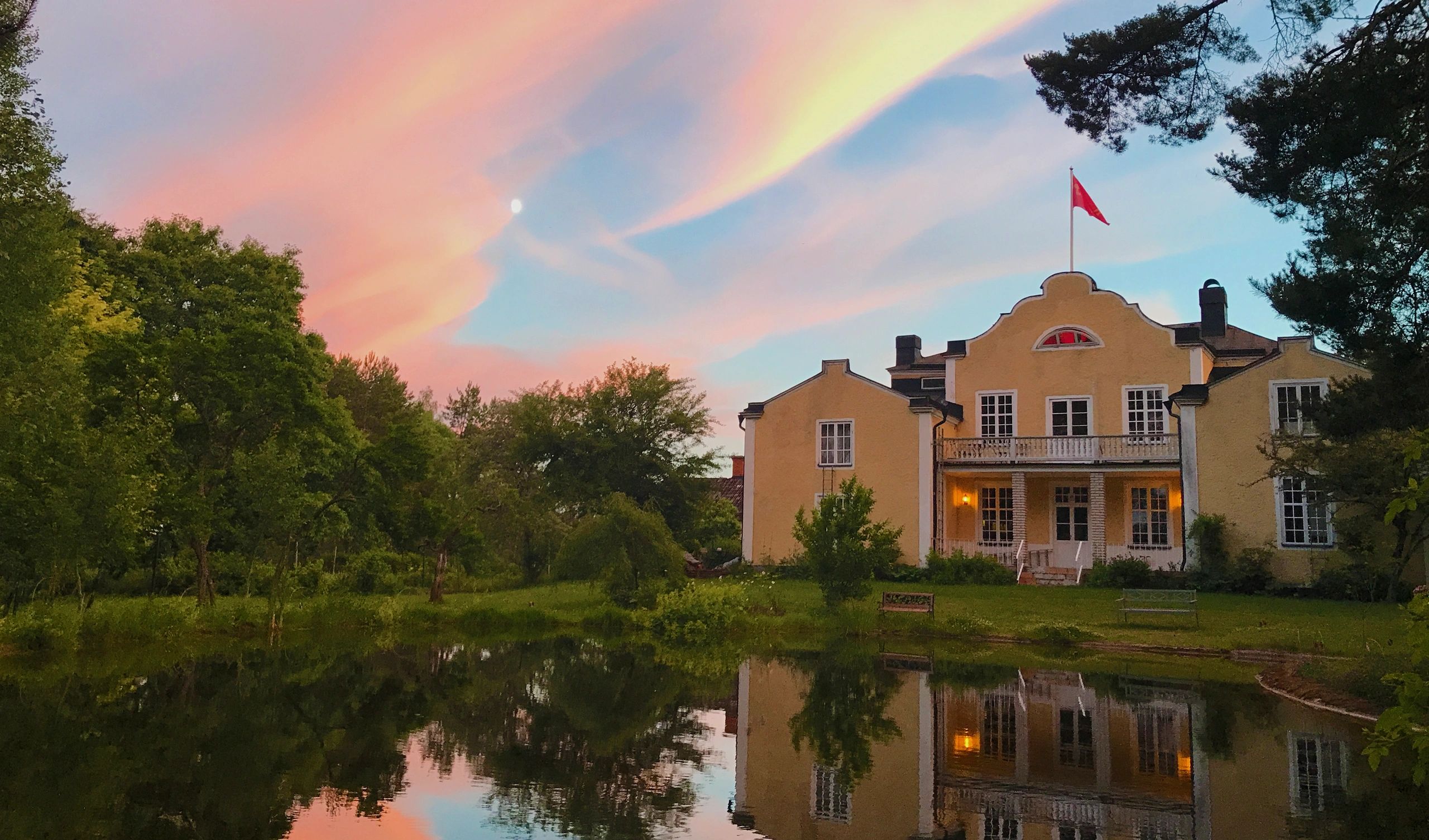 Iskcon Korsnäs Gård, Iskcon Mandir, Iskcon Stockholm Countryside ...