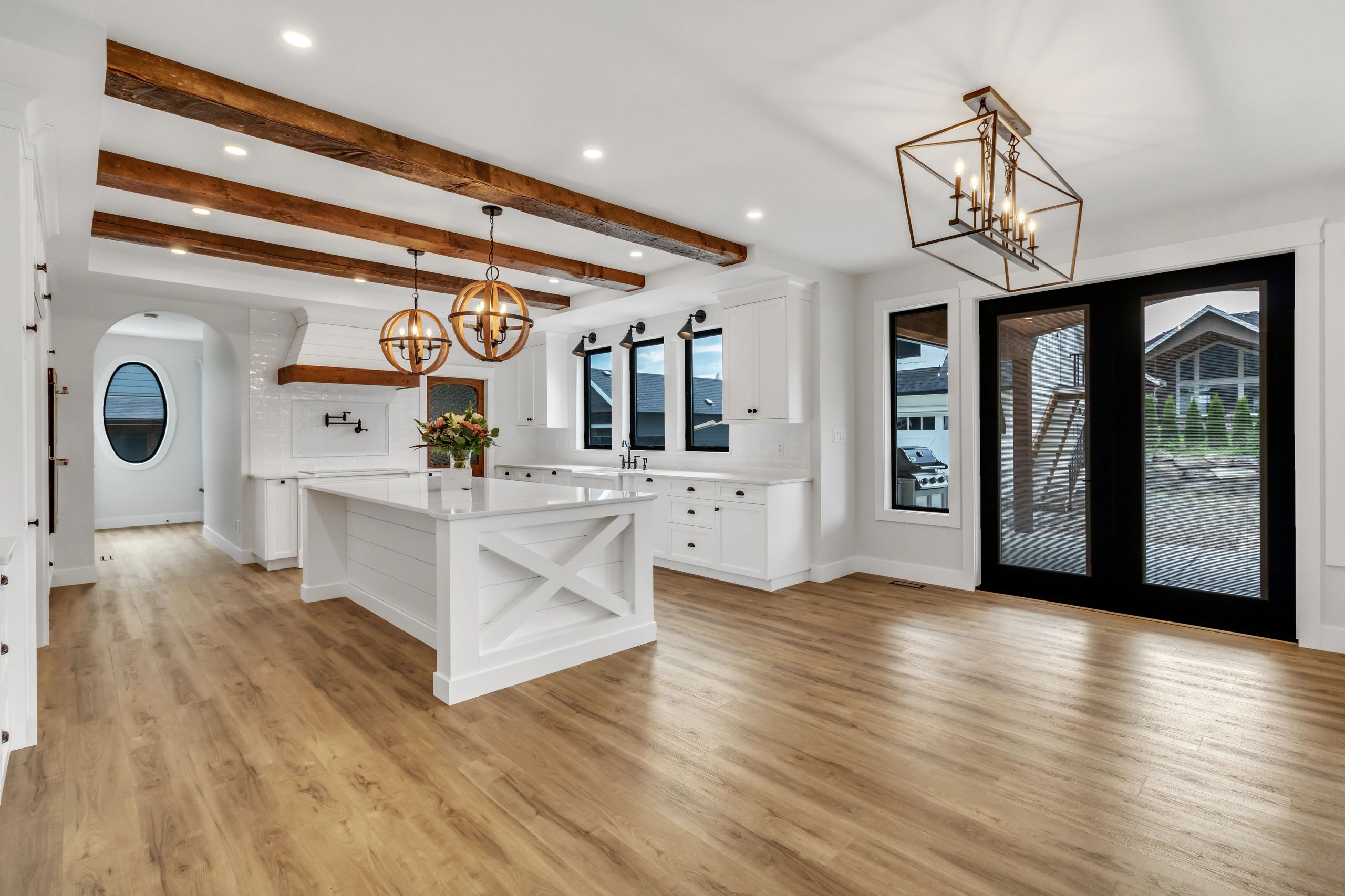 Pinnacle Custom Cabinets