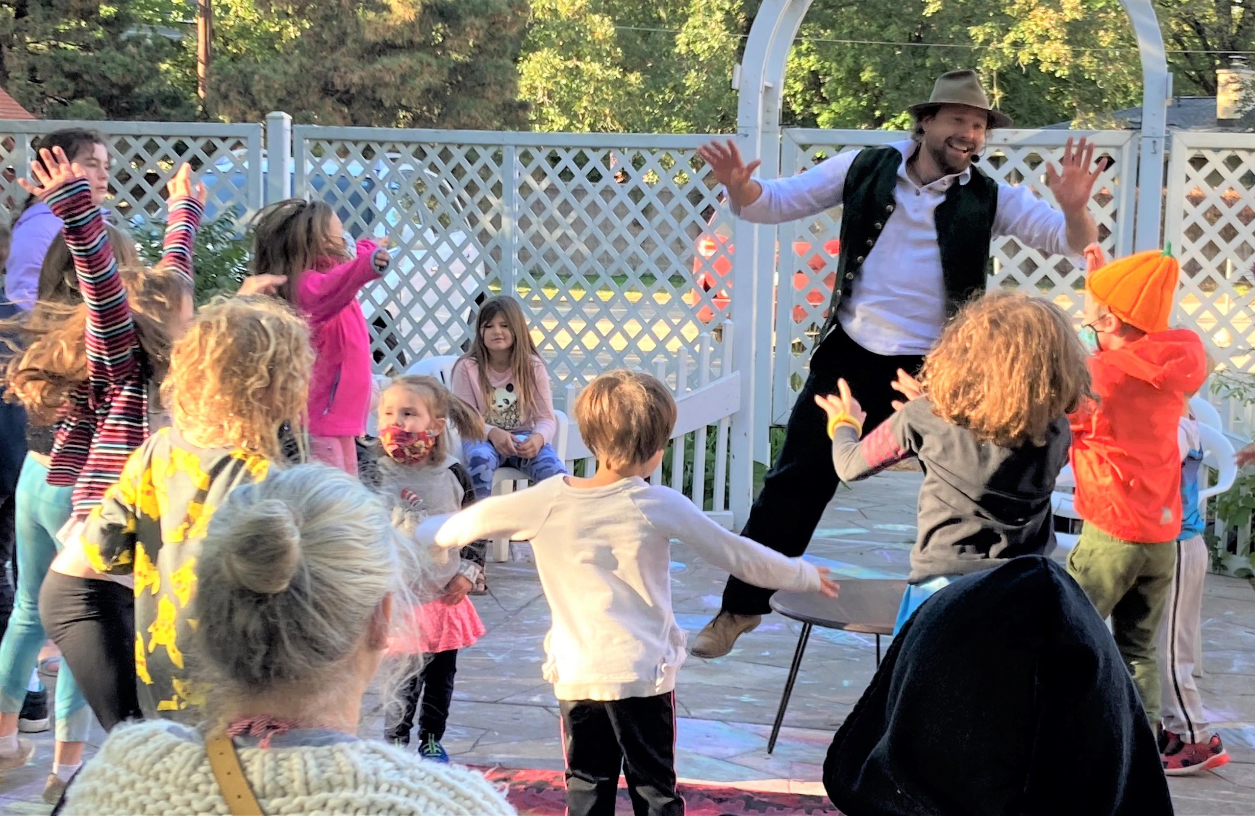 Storytelling - The Story Table Foundation