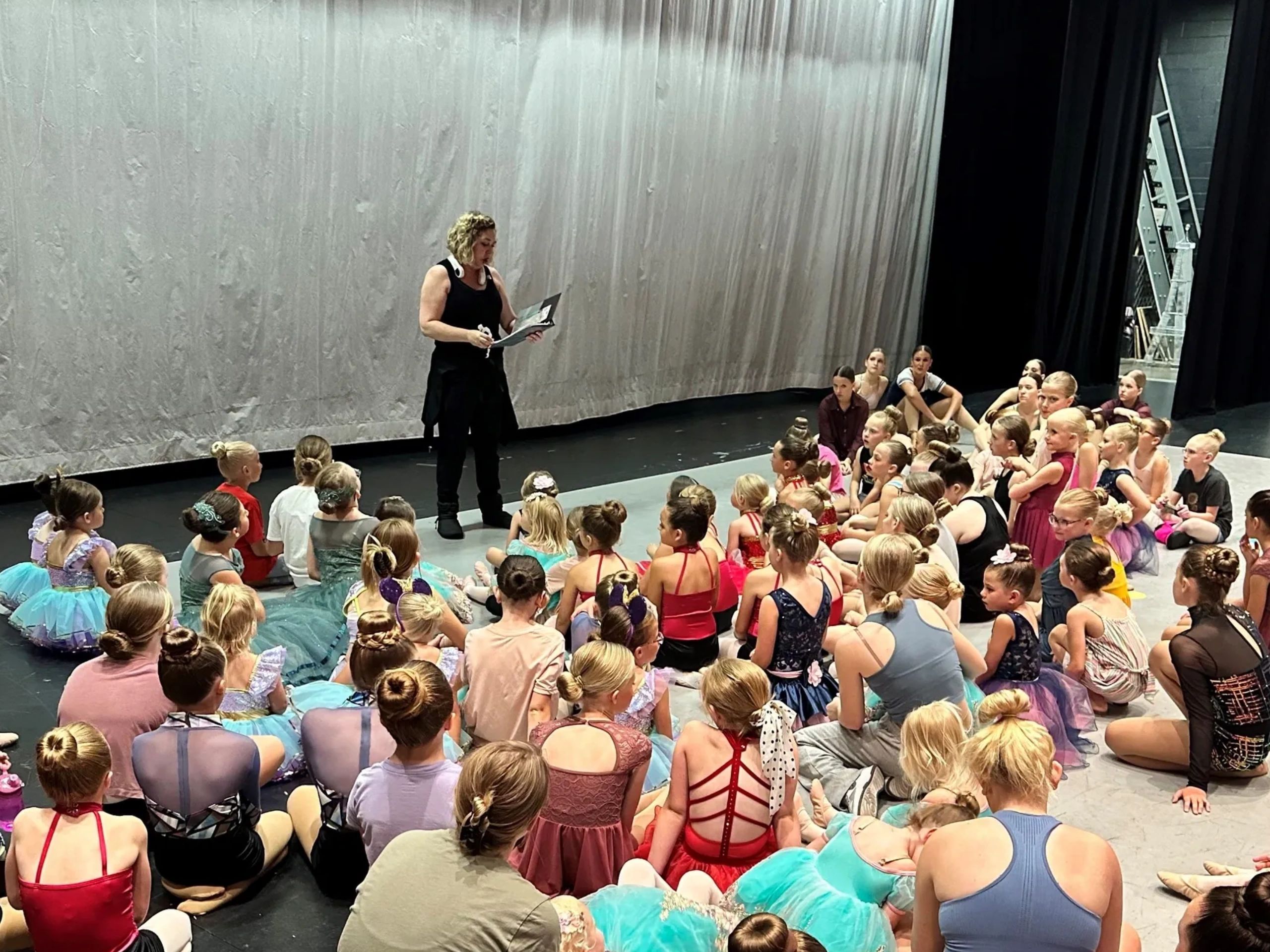 Amy's School of Dance - Home