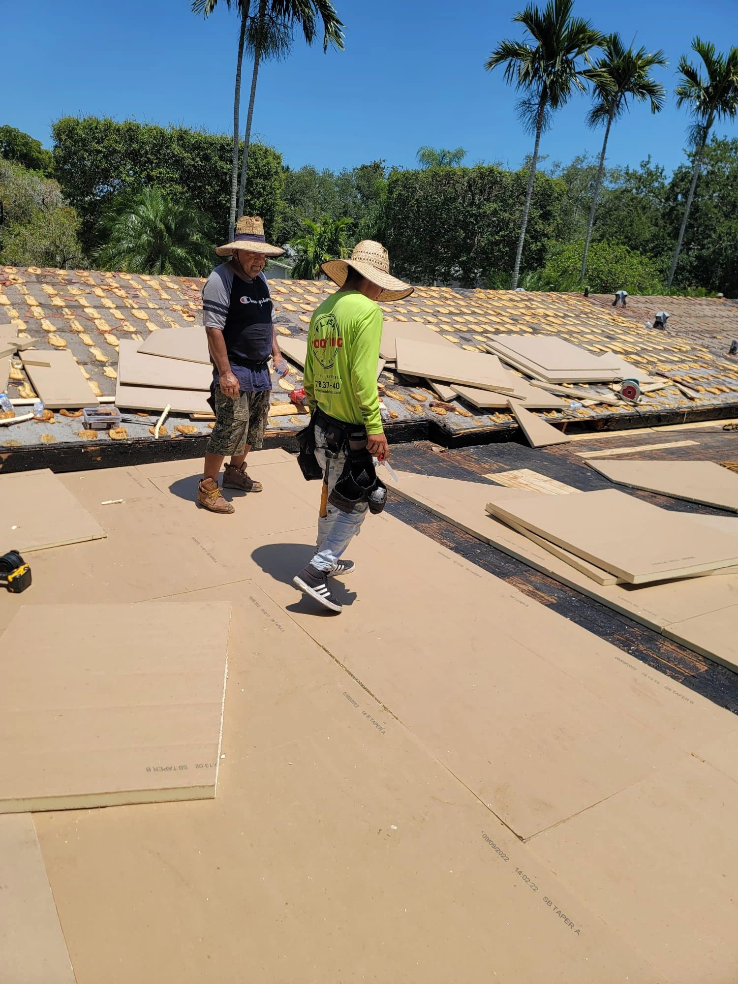 The Benefits of Tapered Insulation for Roofs in Miami