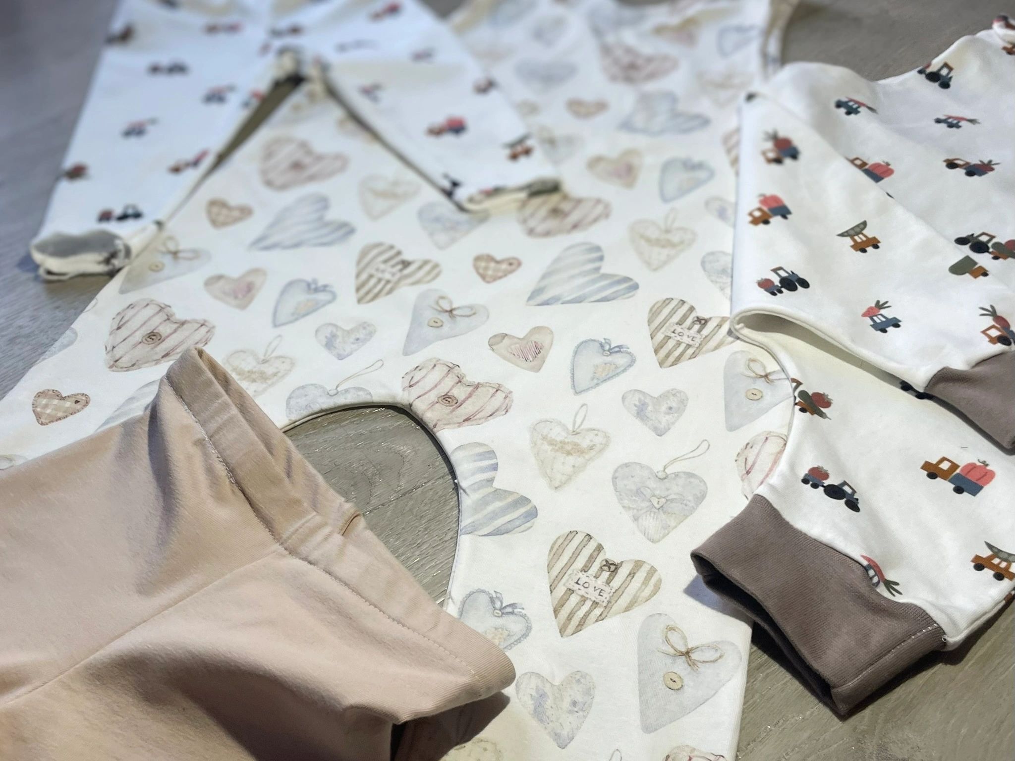 Tiny Threads - online