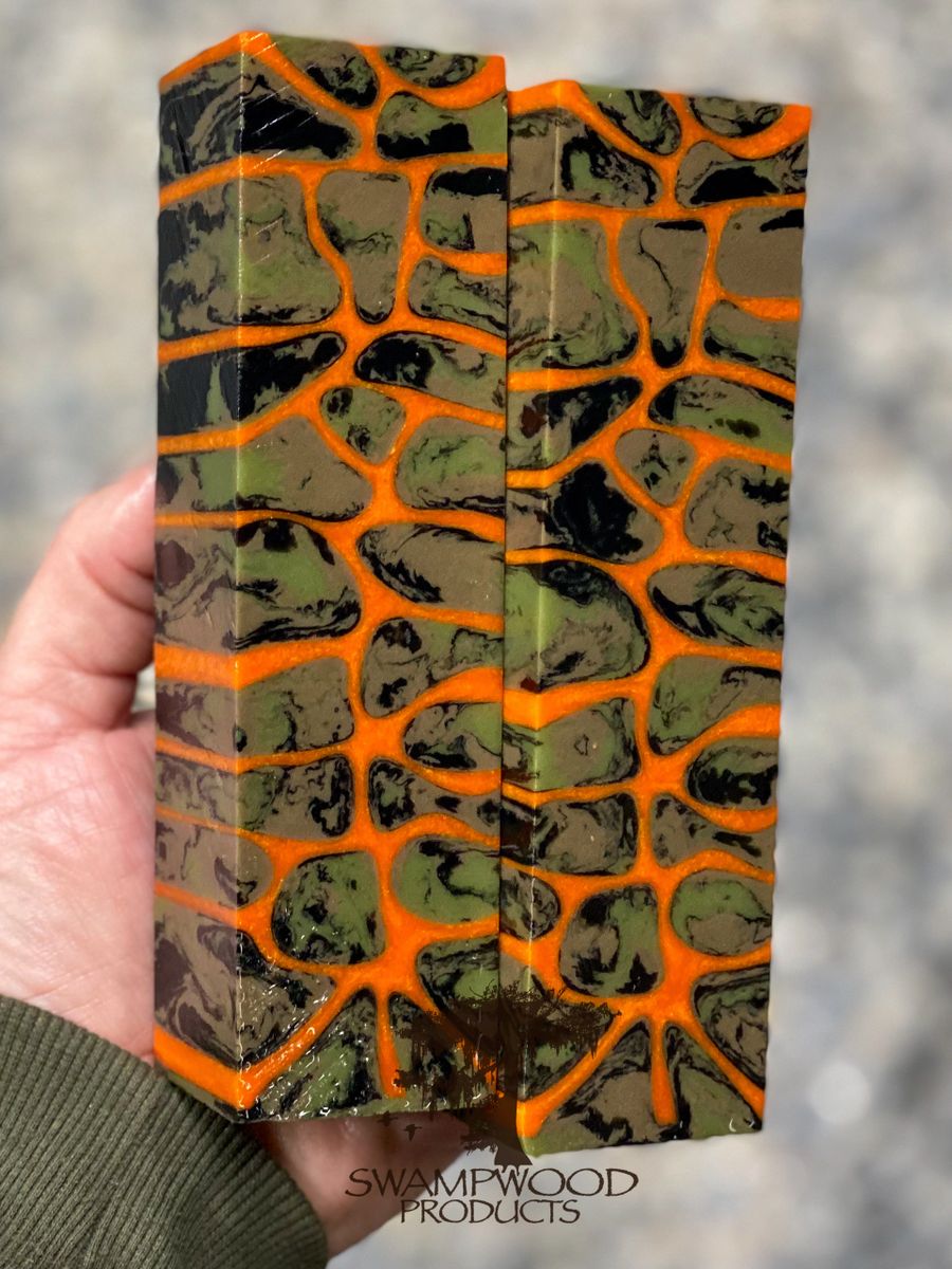 Camo Blaze Gator Resin Block