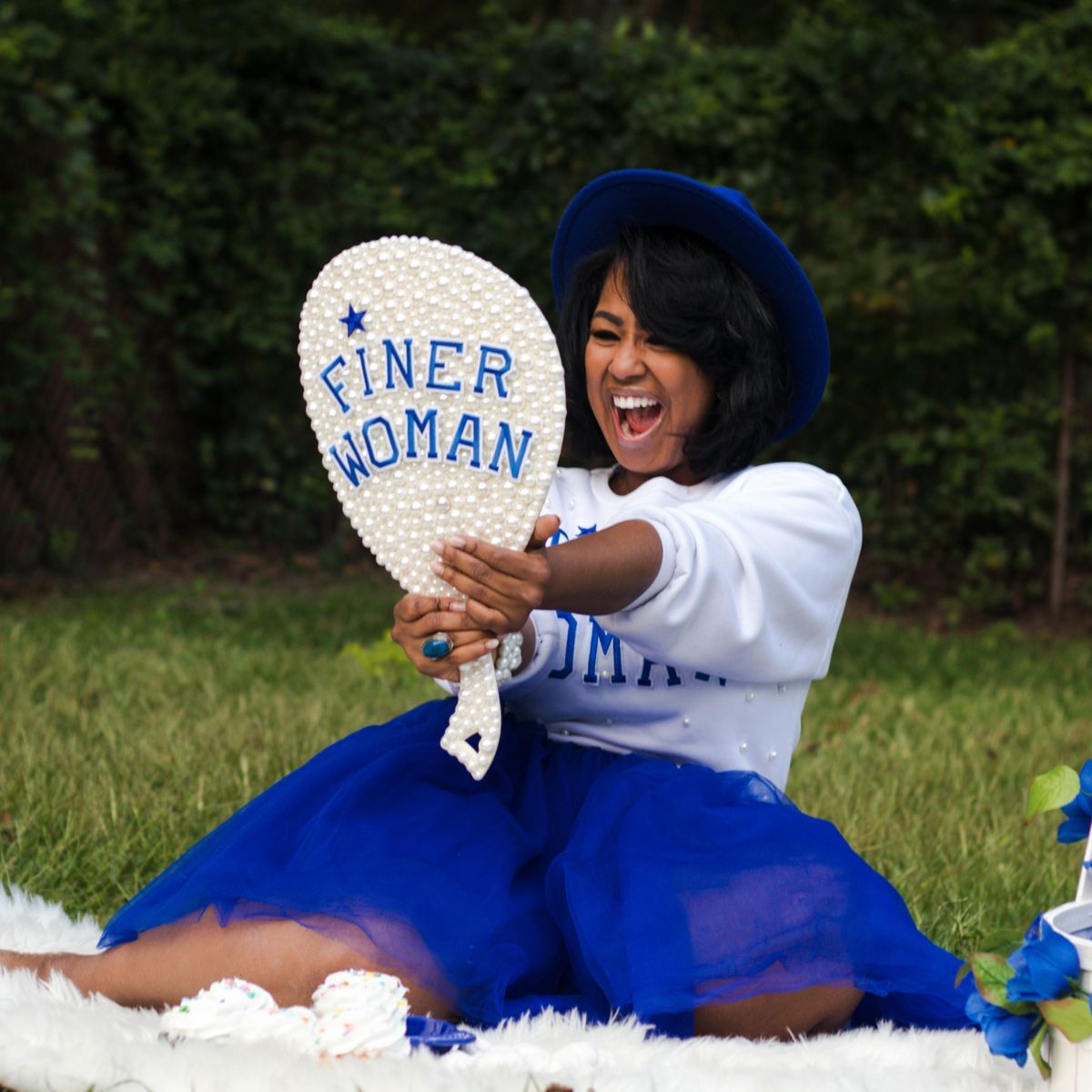 FINER WOMAN MIRROR