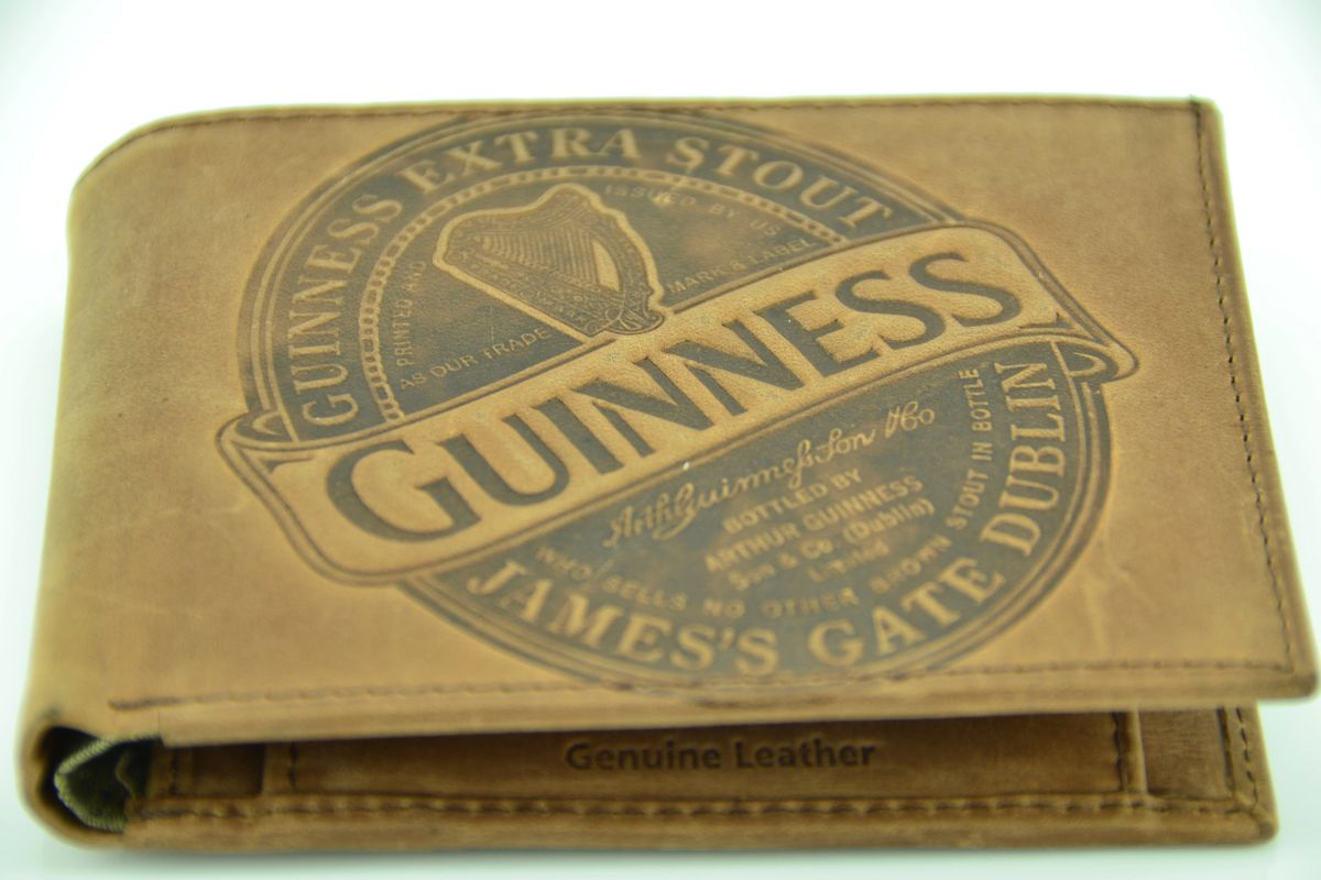 GUINNESS BI-FOLD LEATHER WALLET “GUINNESS EXTRA STOUT” “JAMES’ GATE DUBLIN”
