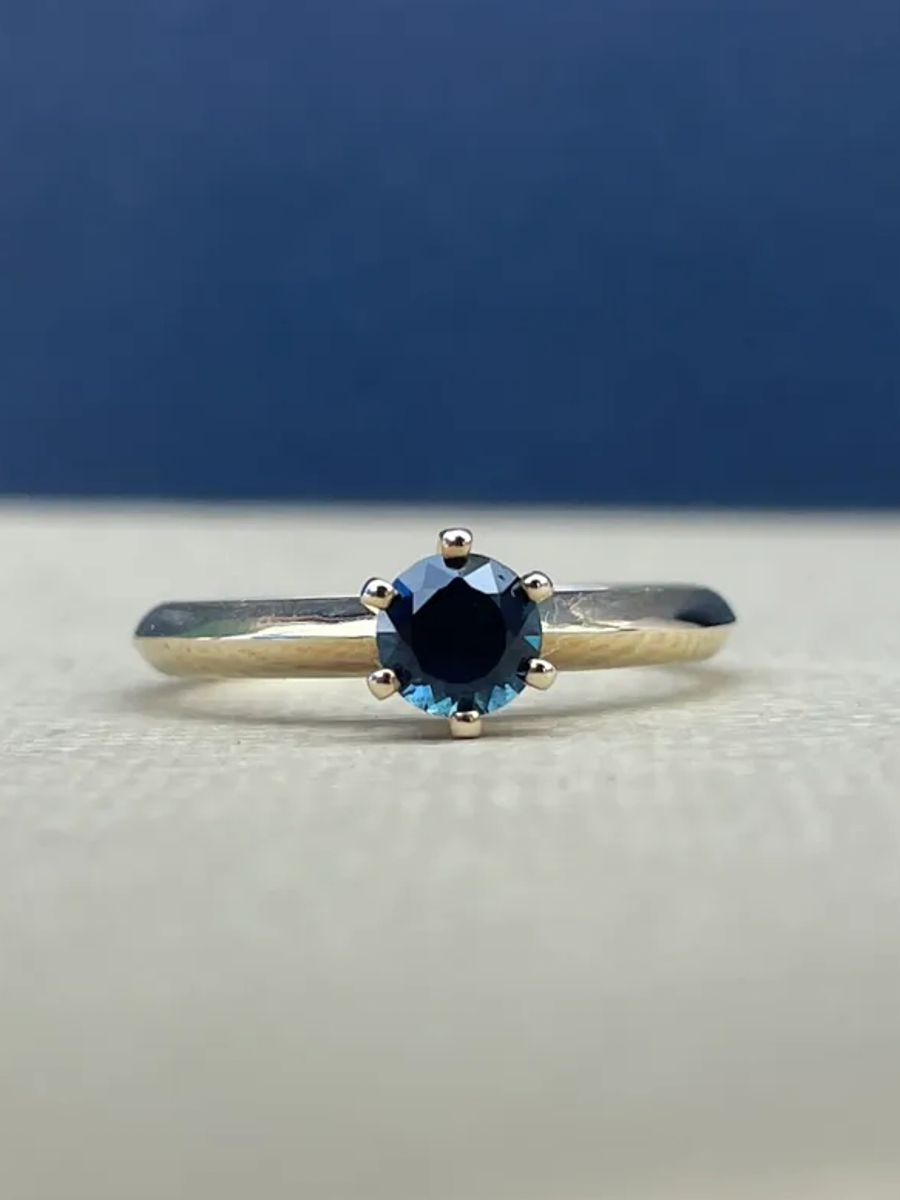 'FABLE Ring' 18ct Gold with Deep Blue Sapphire