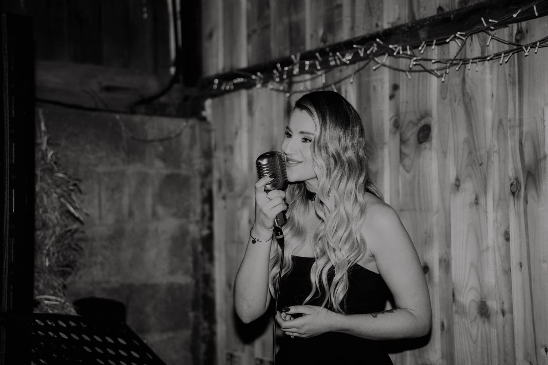 Megan Porrino - Singer