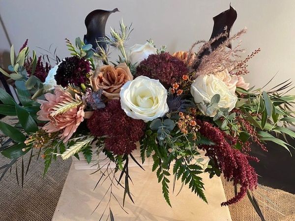 Farmhouse Box & Bloom - Floral, Custom Flower Arrangements