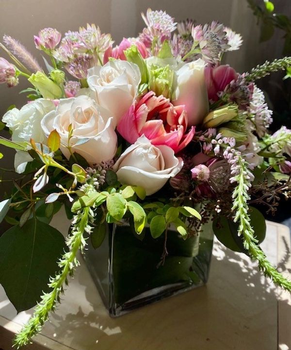 Farmhouse Box & Bloom - Floral, Custom Flower Arrangements