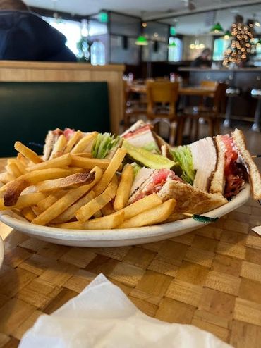 Gallery | John Papas Café