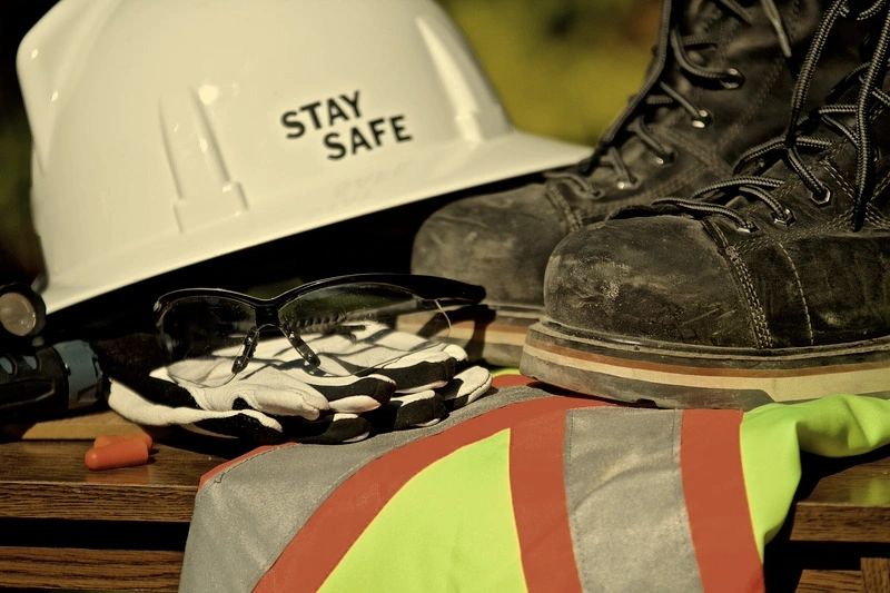High-Quality Protective garments & Equipment- Prosafe Solutions