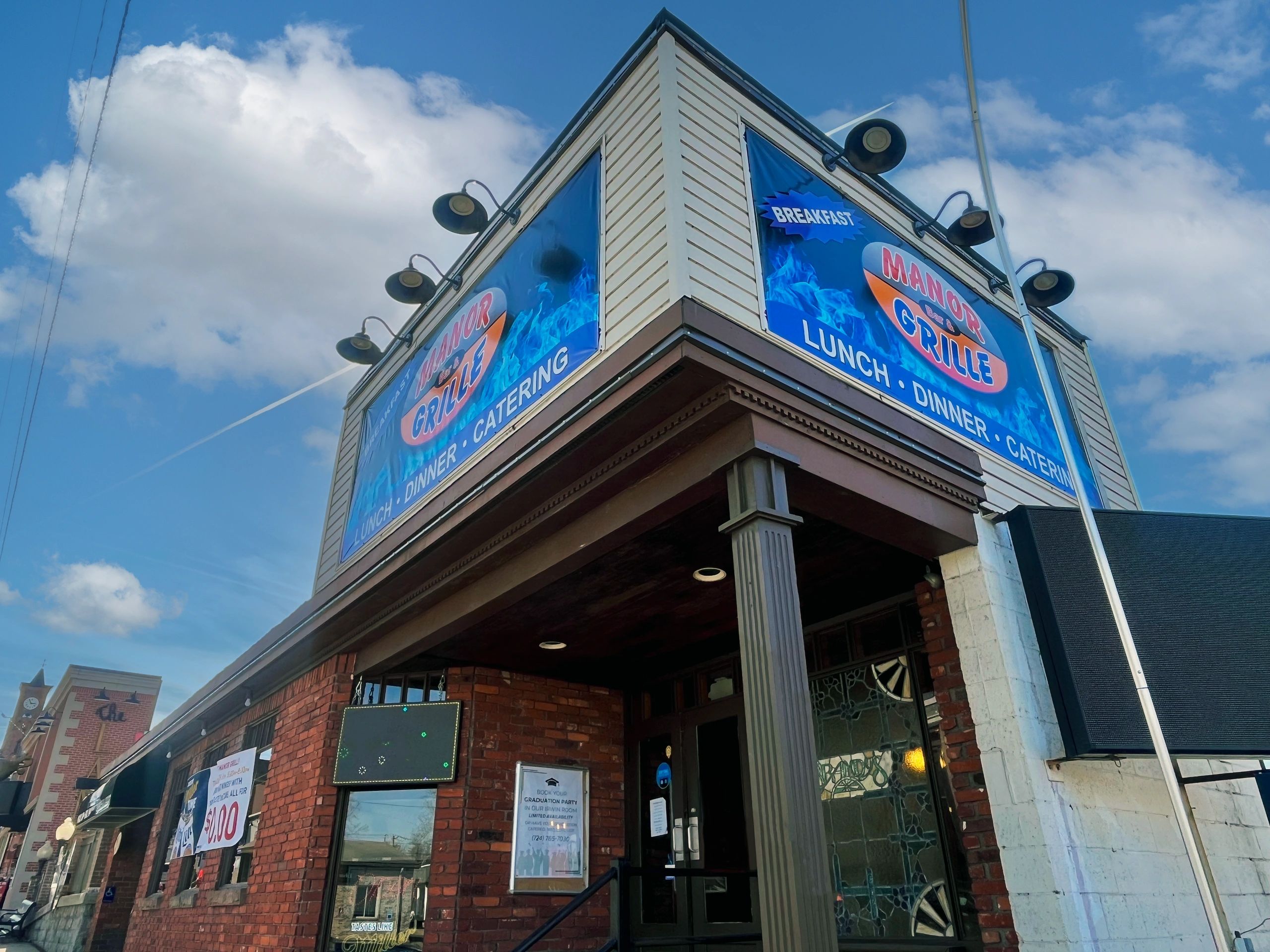 Breakfast Lunch Dinner | Manor Grille