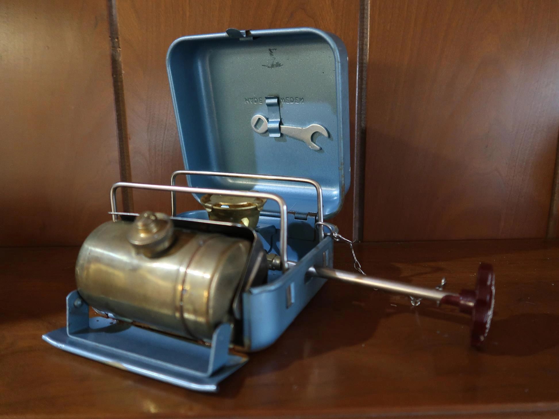 ENDED - THOMSON TRUST AUCTION