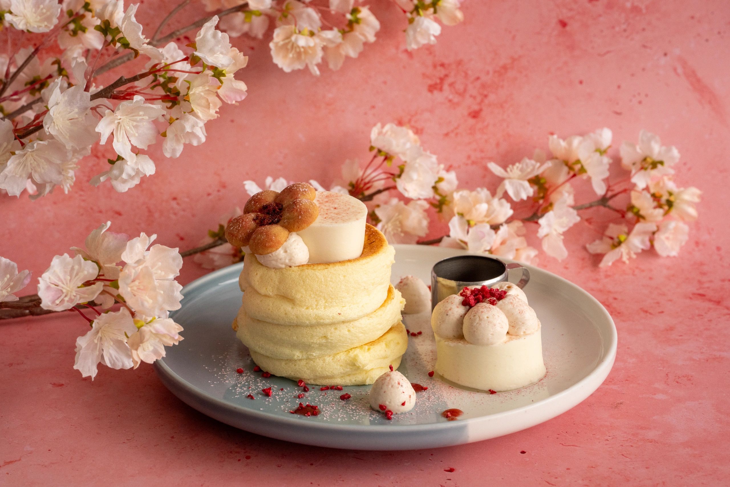 Fufu Cafe - Dessert, Coffee, Souffle Pancakes