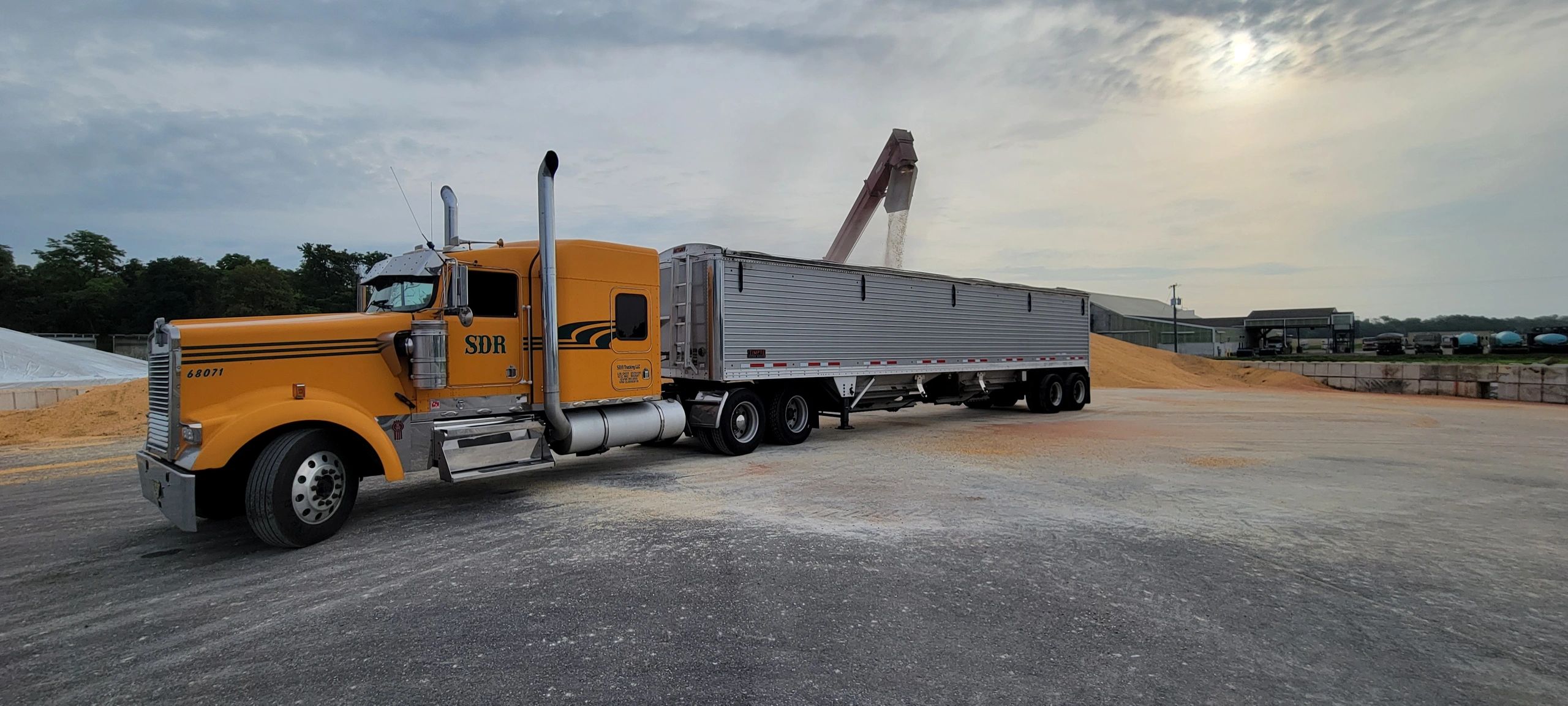 Transportation Services in East Coast | SDR Trucking LLC