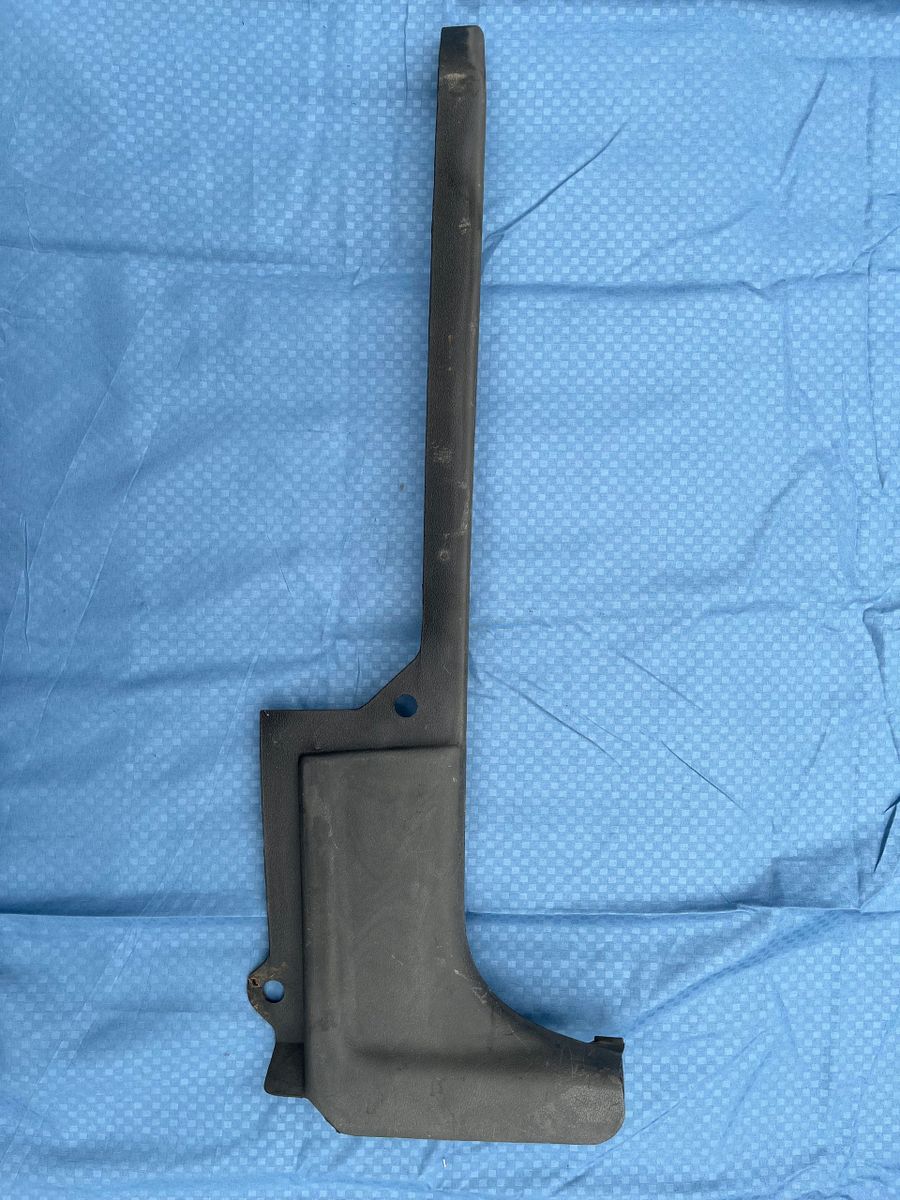 Rear interior extension panel Left side