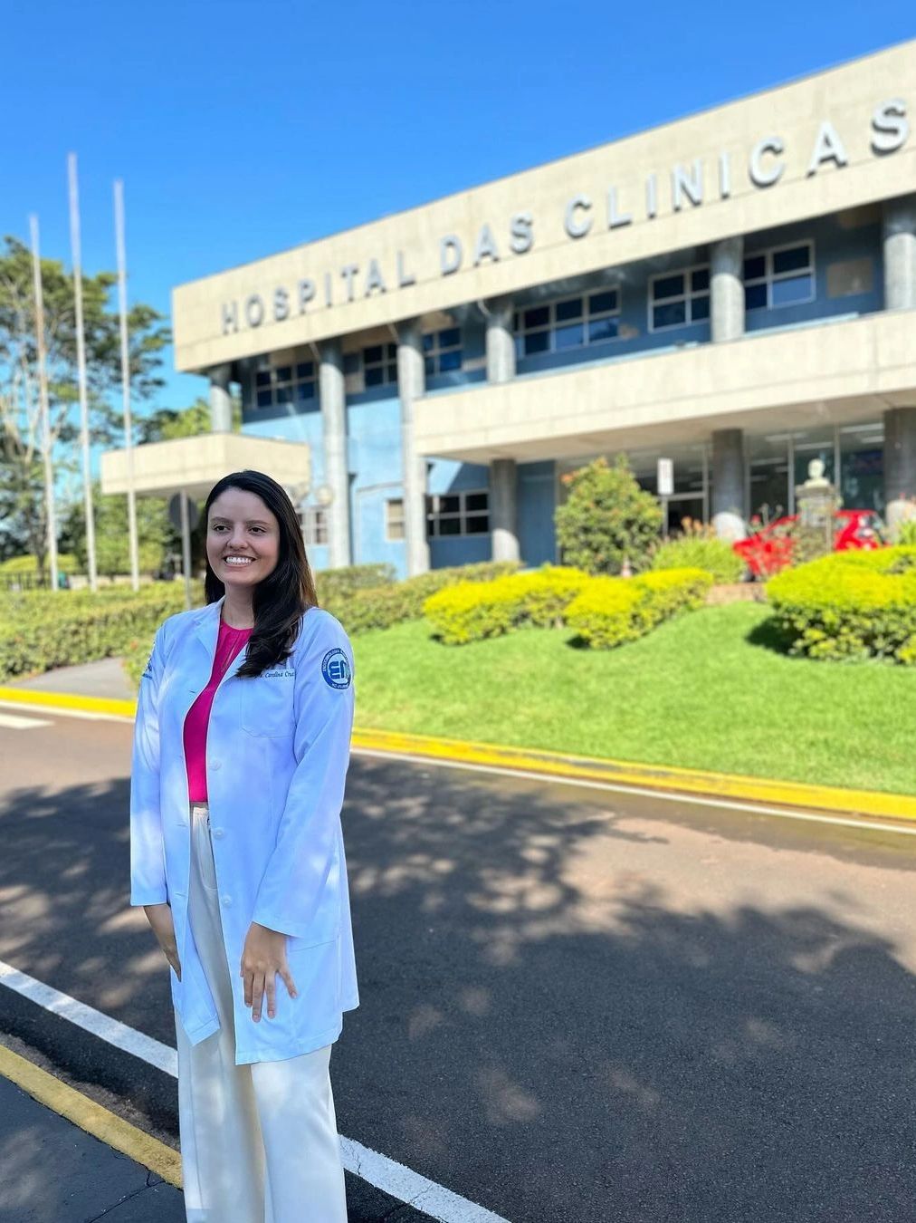 Dra Carolina Cruz