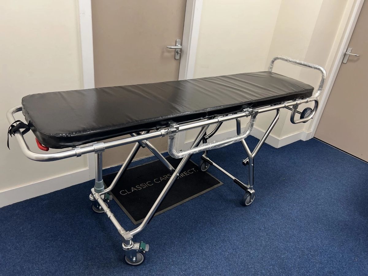 One Man Stretcher / First Call / Removal Trolly with side rails