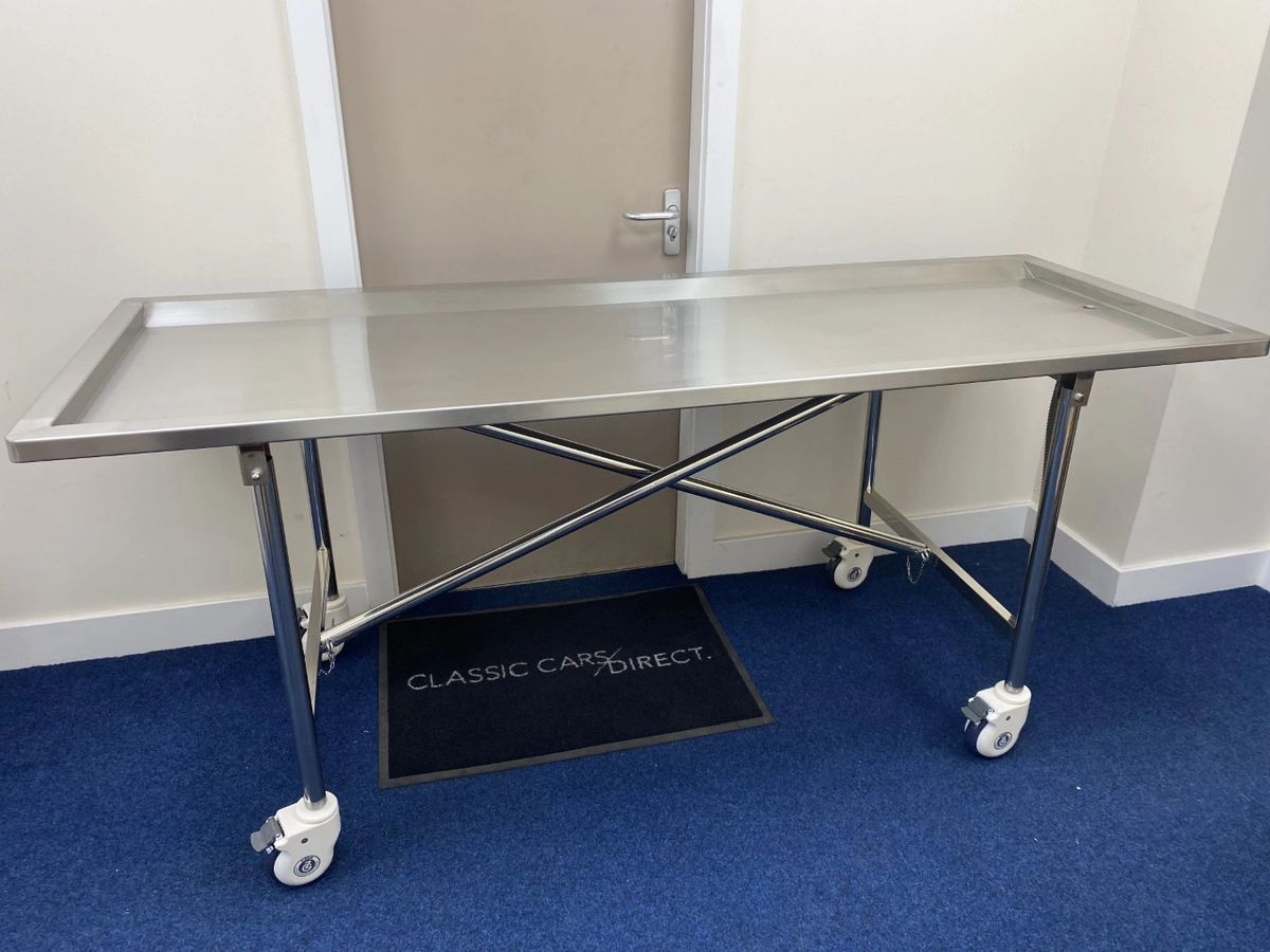Embalming Table - Fold Away with drainage