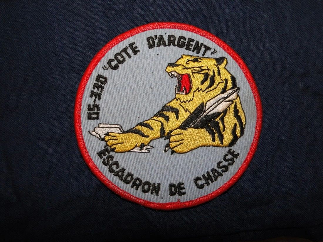 FRENCH AIR FORCE DS-330 PURSUIT SQUADRON PATCH
