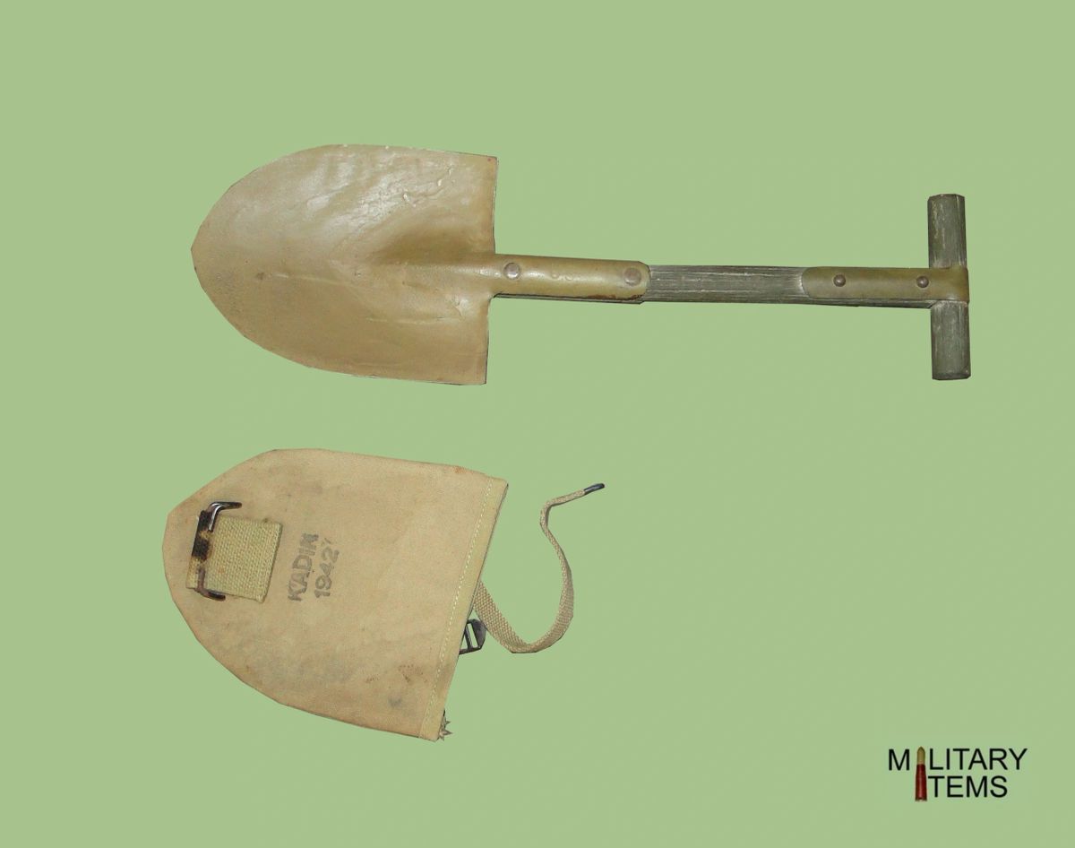 1942 WW2 US Army T-Handle Shovel with Cover (4593)