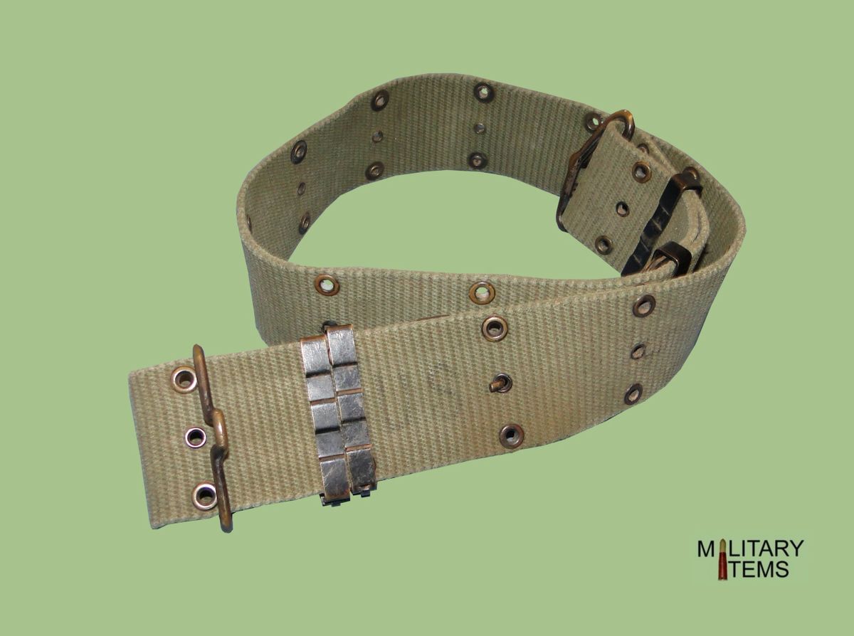 WWII US Army Pistol / Utility Belt (4621)