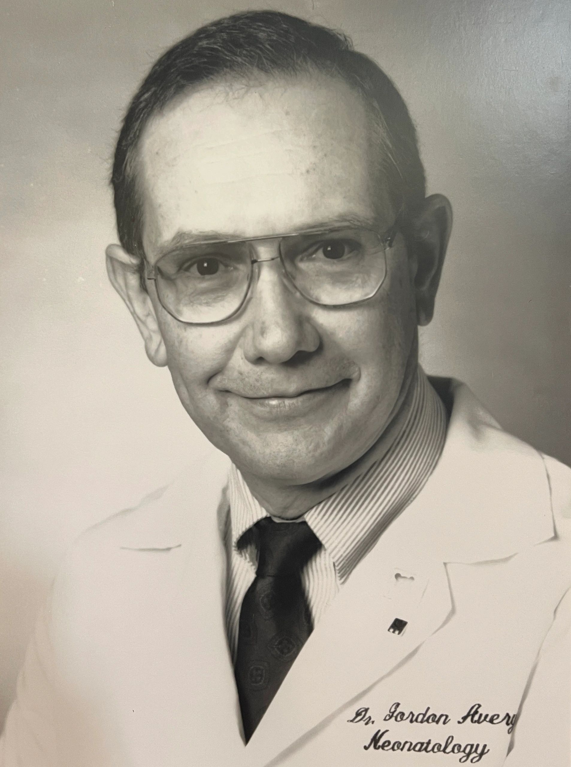 Dr. Gordon B. Avery