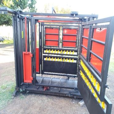 Gallery | Badger Livestock Equipment