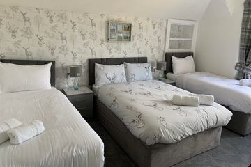 Aye Stay - Guesthouse, Bed and Breakfast, Guesthouse, Hotels