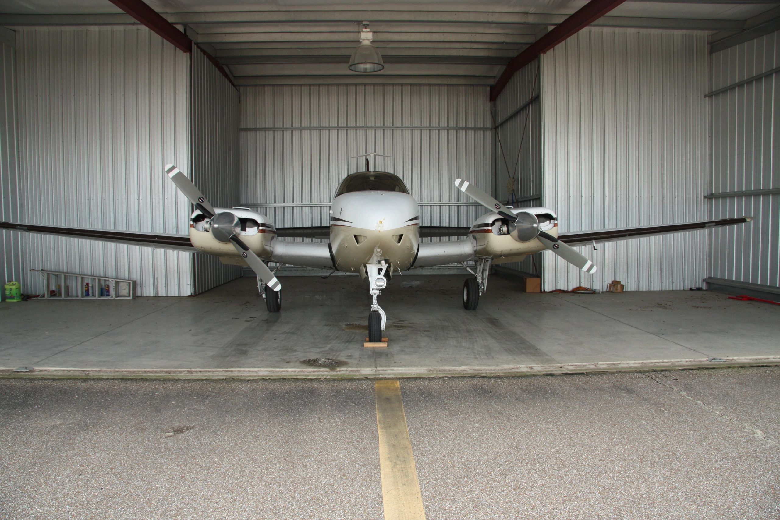 Wing Bird Aviation, LLC - Multi Engine Flight Training