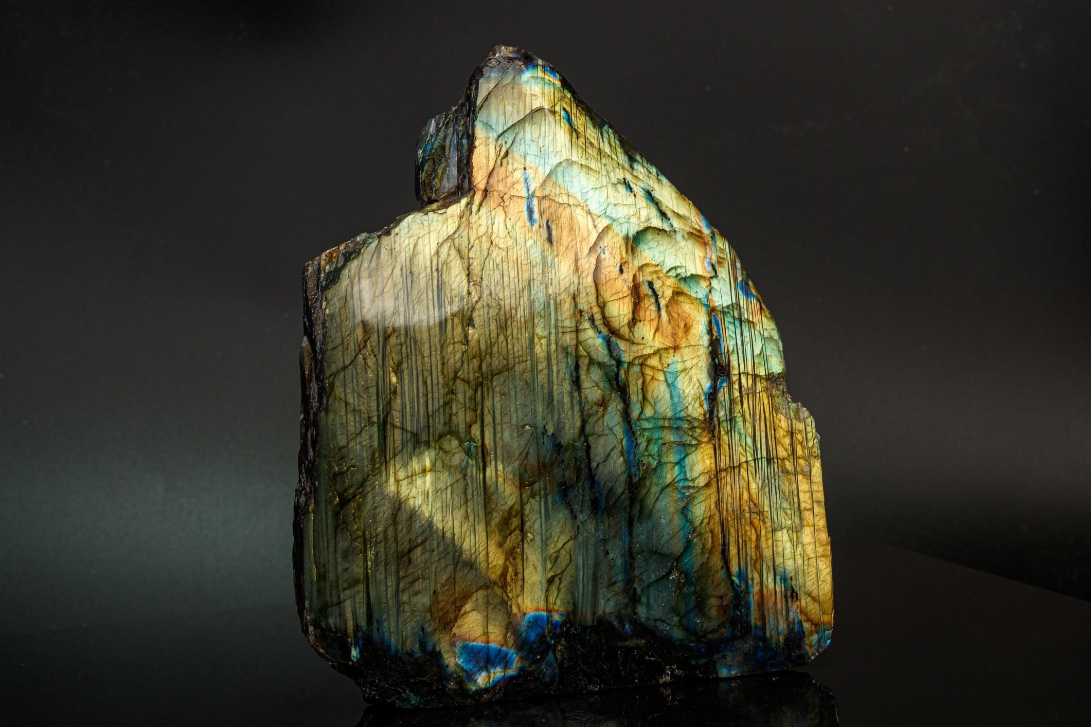 Luxury Stone and Metal Decor - Stonescence