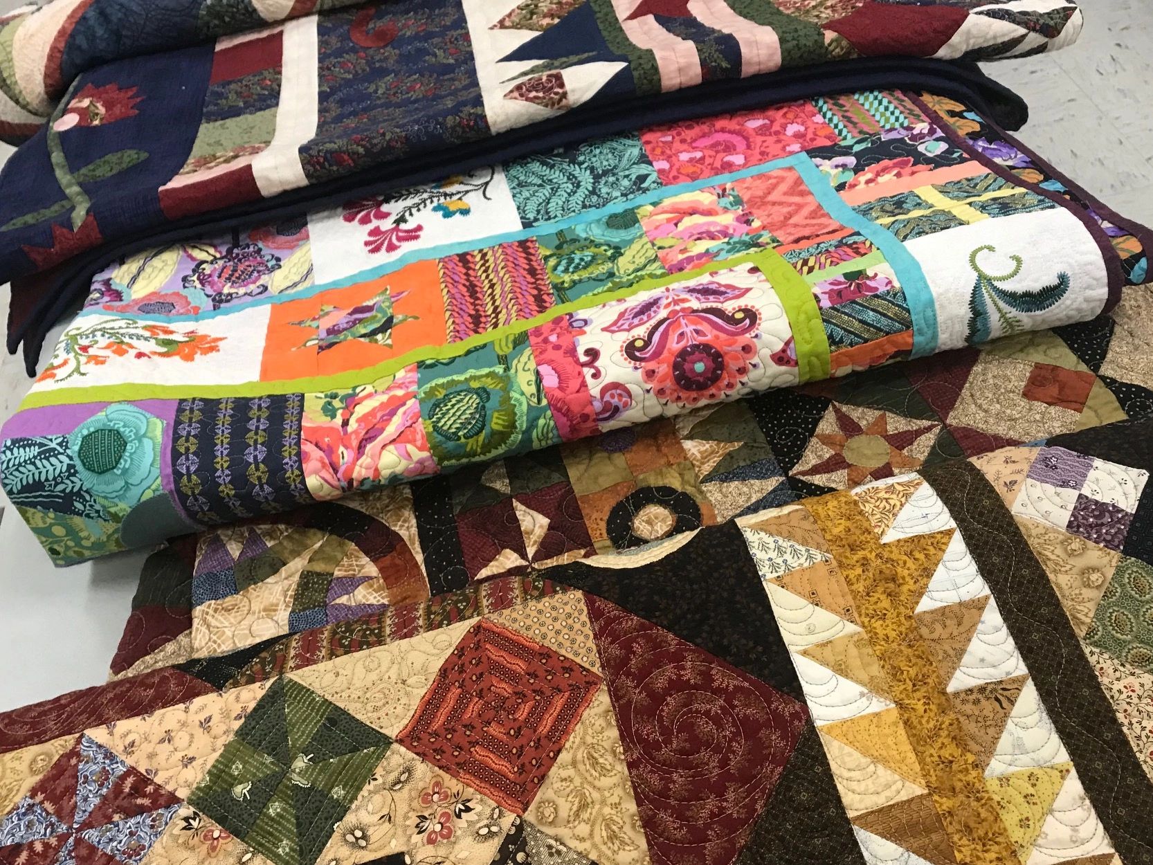 ONE WEEK TO QUILT CHECK IN!