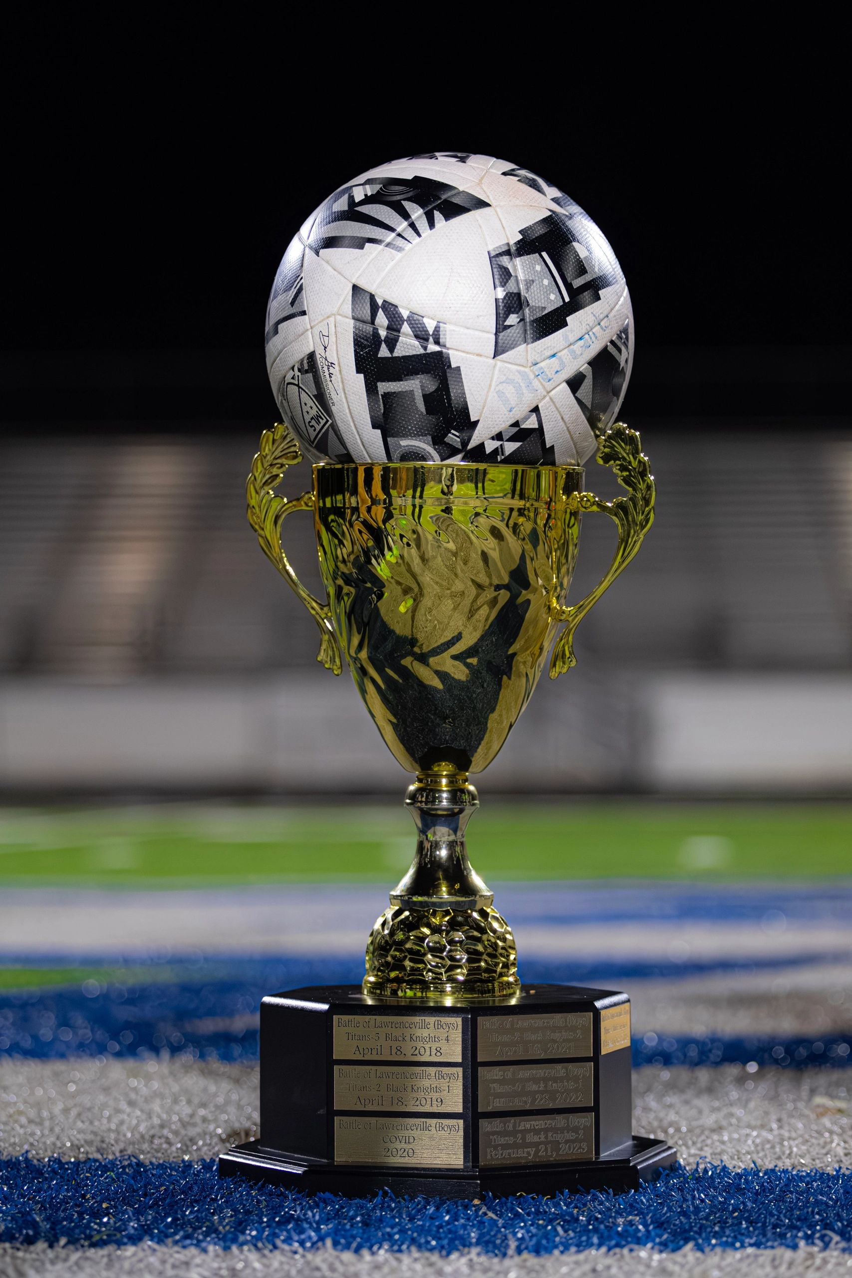 Pierce's Trophy and Engraving - Trophy, Engraving