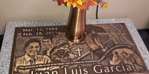 High-Quality Headstones and Custom Monuments | Stockton Monuments