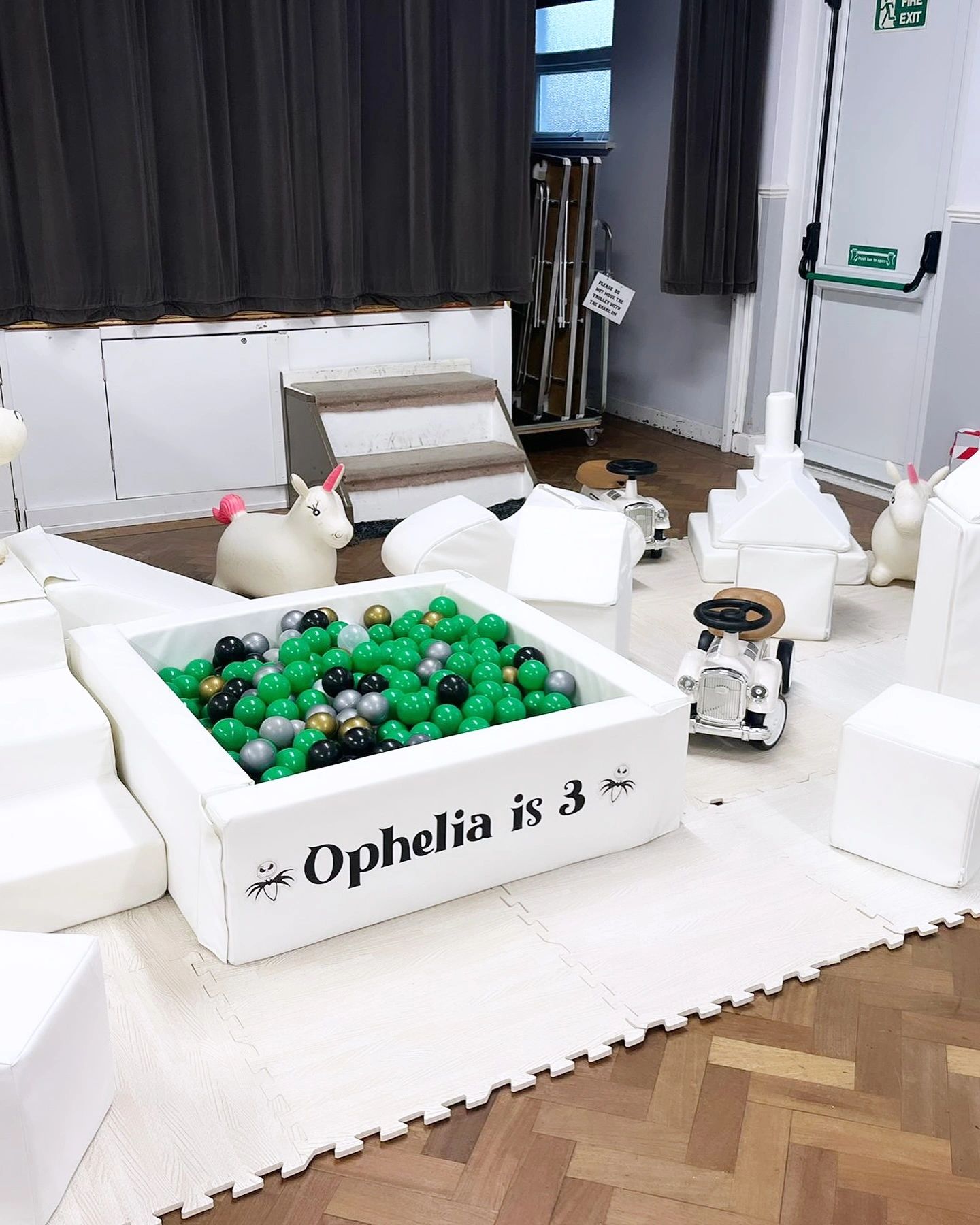 Poshtotsplay - Bouncy Castle Hire, Soft Play Ball Pit, Soft Play Hire