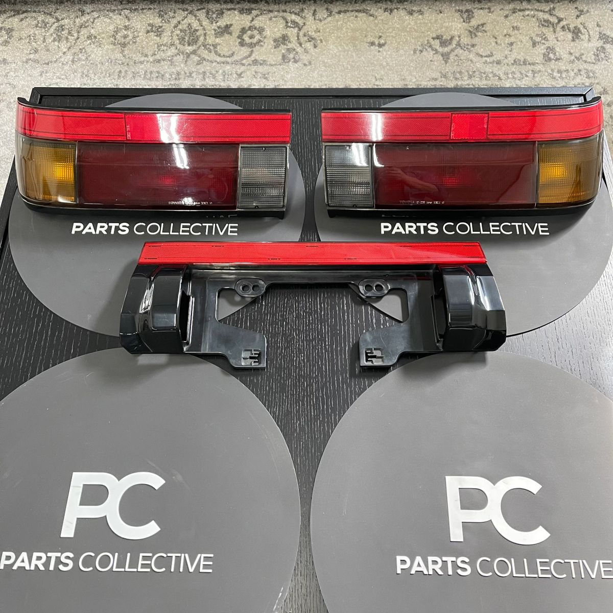 Toyota JDM AE86 Kouki Hatchback Tail Lights with Center Garnish, Set #2 ...